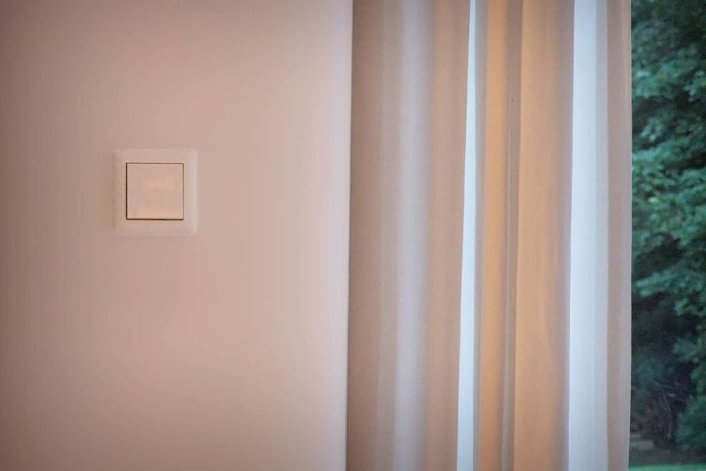 Standard 55 Pure White - Swtch